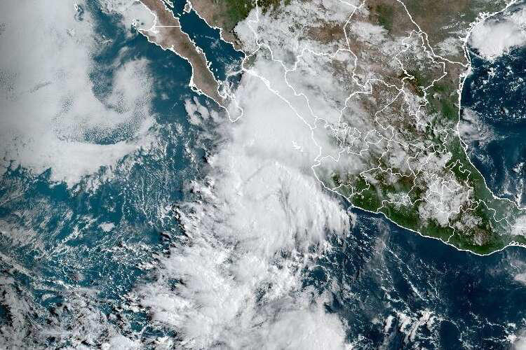 Texas could see weekend downpours from the tropical Pacific not the ...