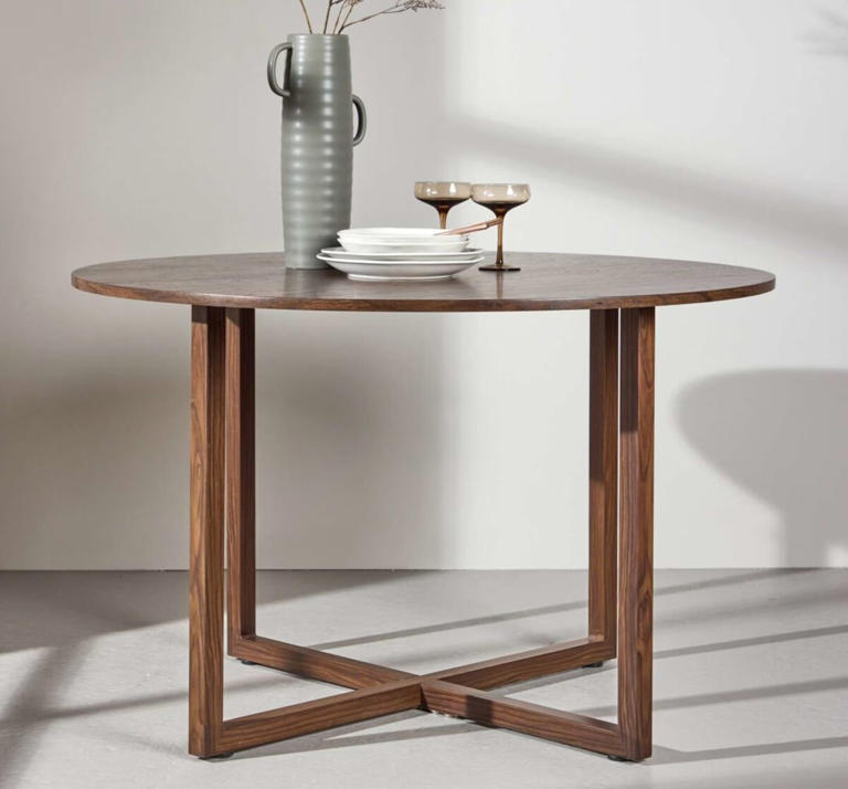 Cucina di tendenza con i tavoli novità H&M Home