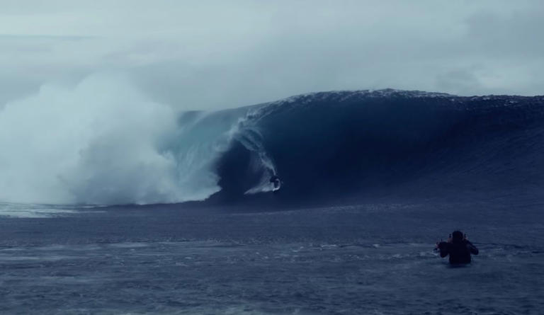 Hurricane Erin Kicked up Insane Waves in Ireland and Nic von Rupp Was ...