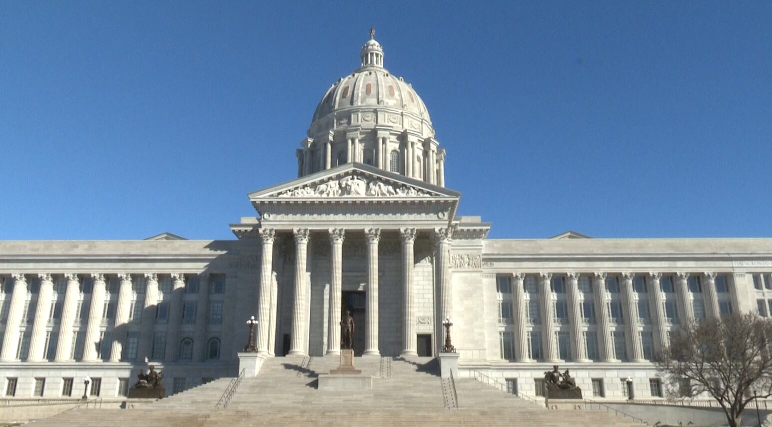 Missouri Democrats not planning to leave state as redistricting battle ...