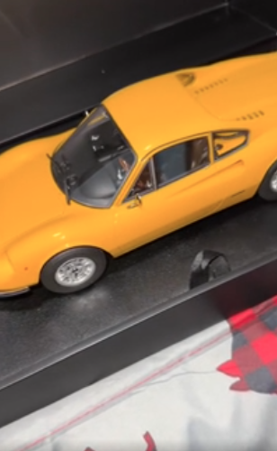 1:18 Kyosho Ferrari Dino – Stunning Diecast Model Car!