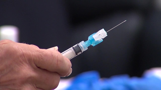 Do doctors still recommend flu and COVID shots?