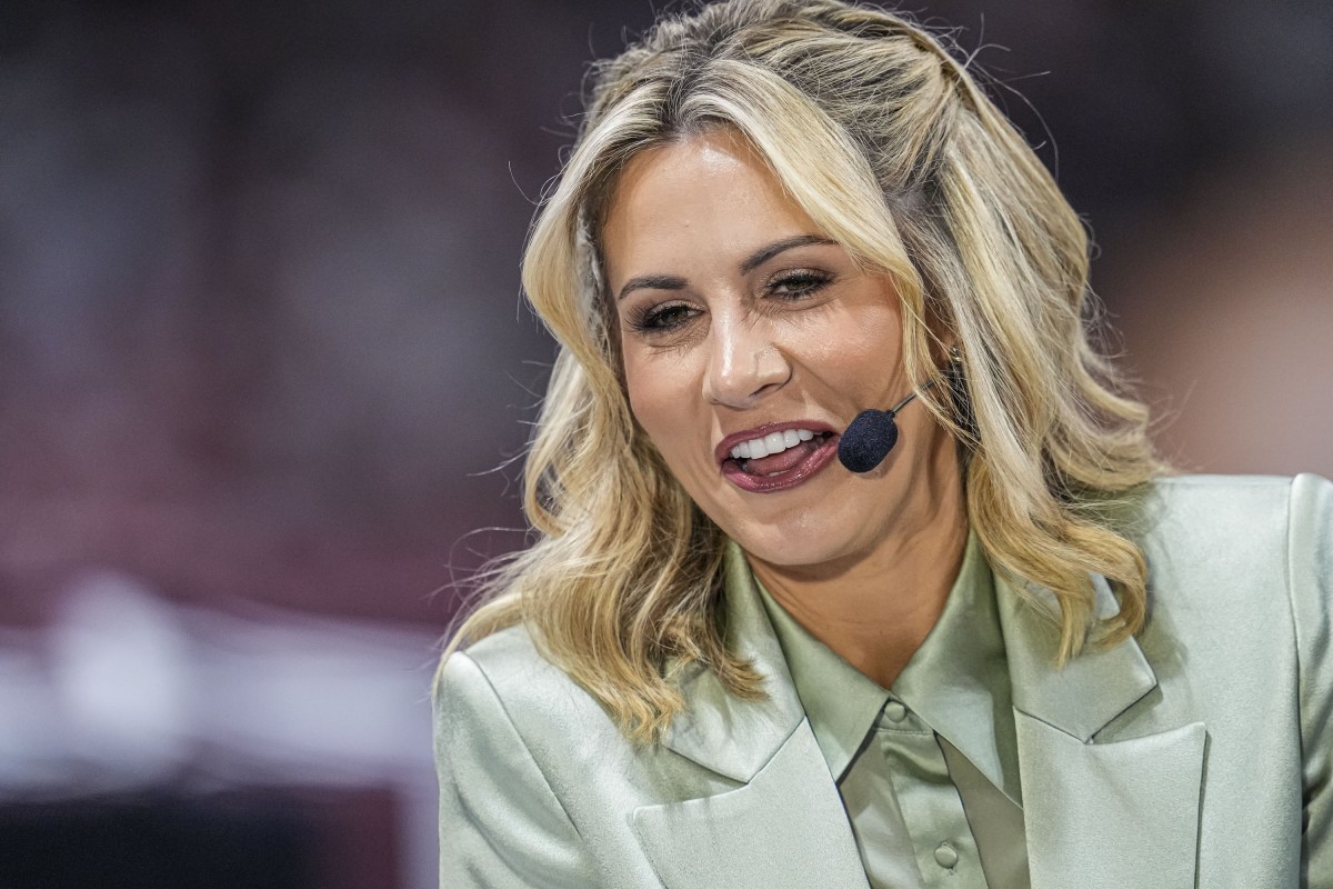 ESPN Reporter Laura Rutledge Draws Attention With Outfit for Week 1 of ...