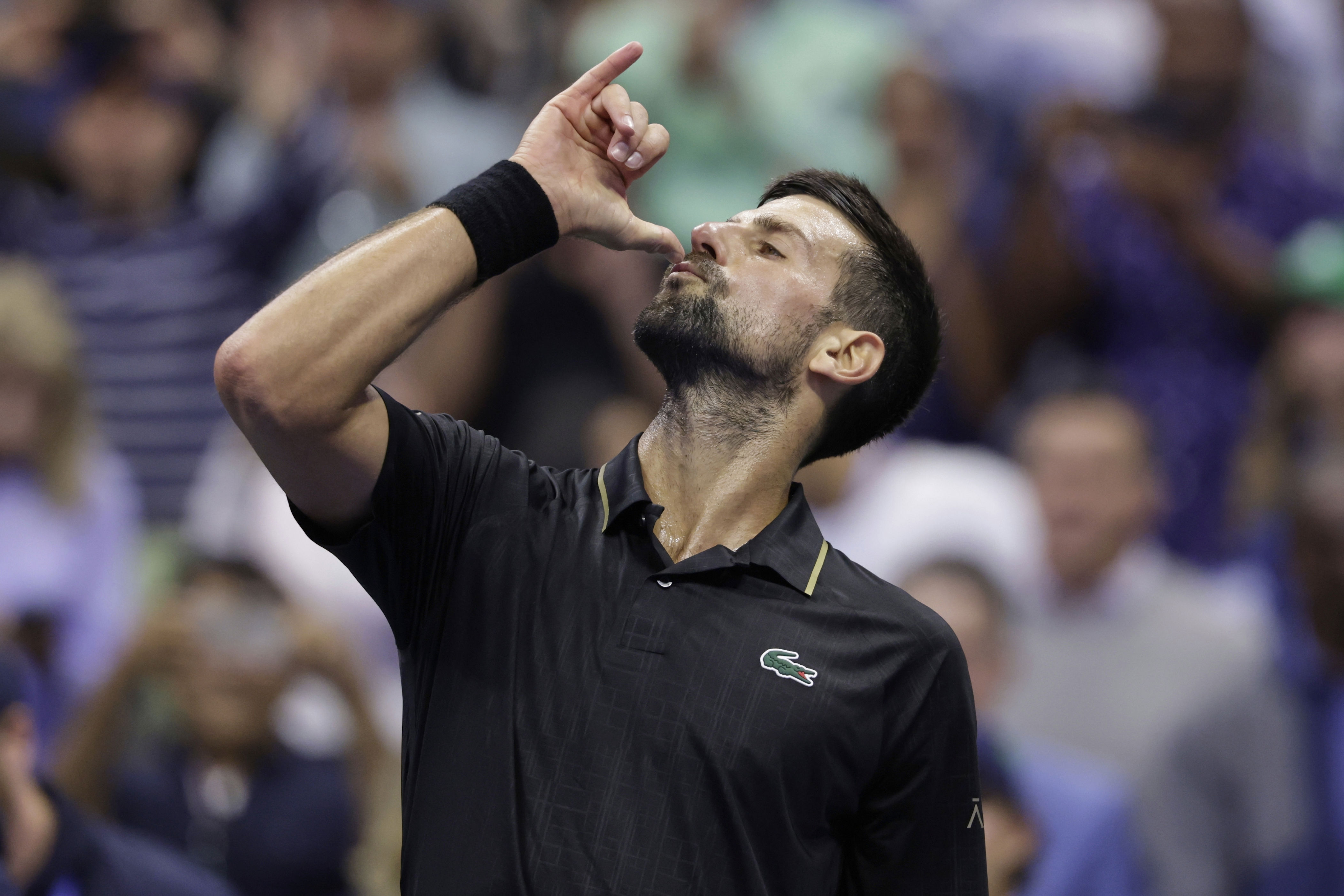 Djokovic avanserte til semifinale i US Open - stormøte mot Alcaraz venter