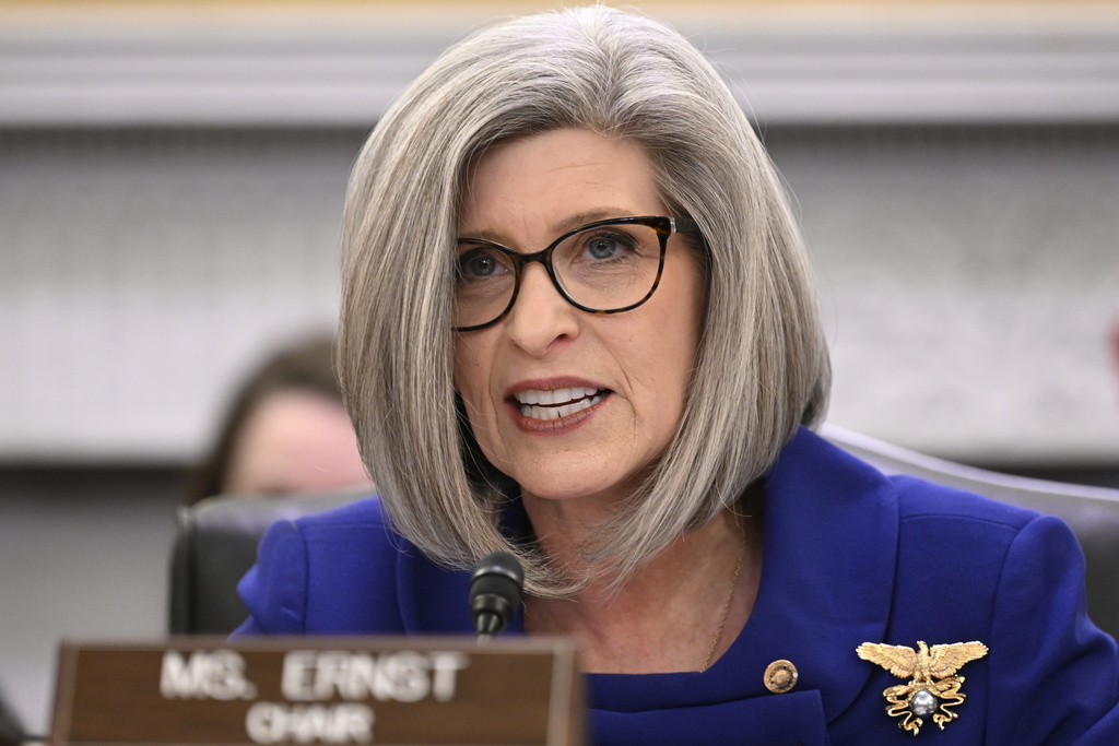 GOP congresswoman joins 2026 Iowa Senate race after Sen. Joni Ernst ...