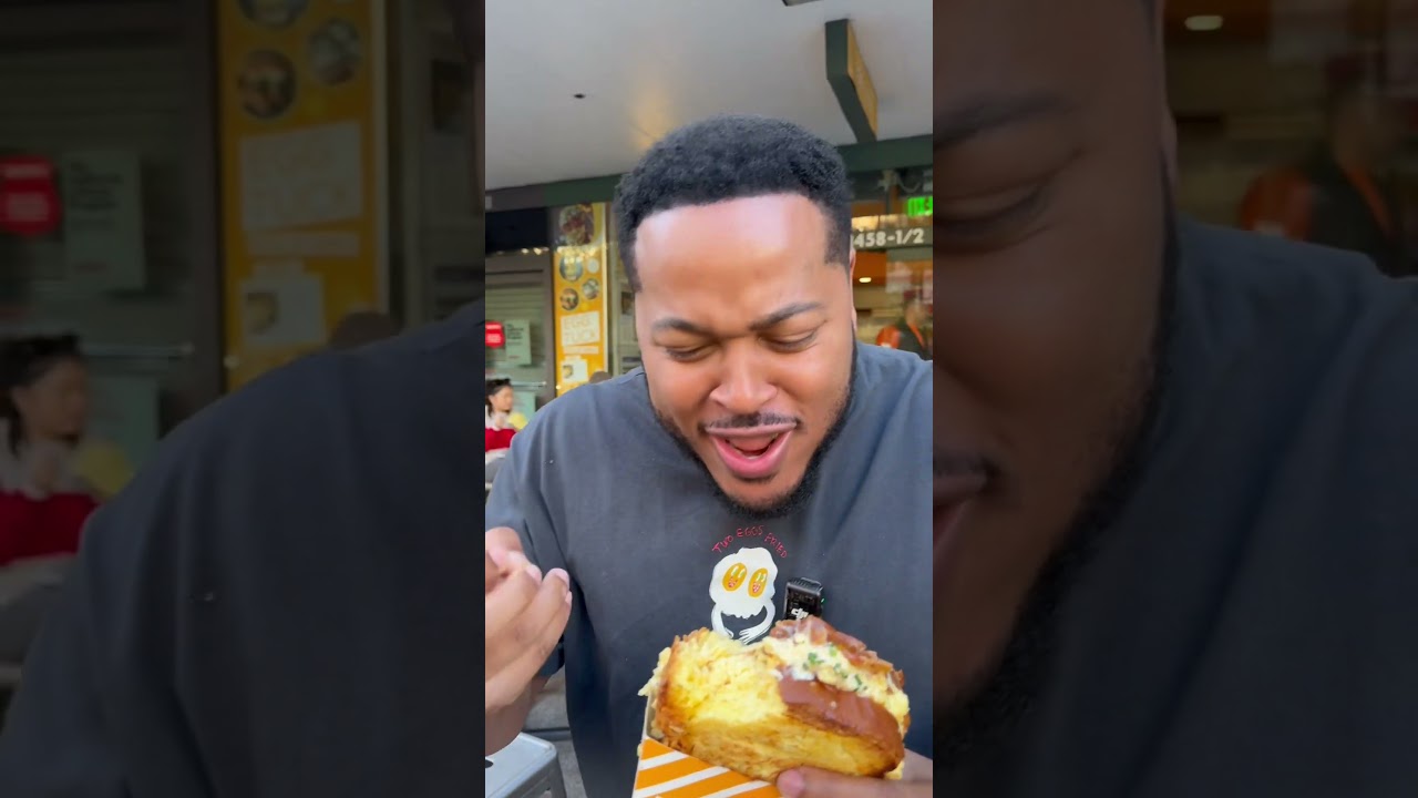 I tried LA's viral breakfast sandwich! 🤯