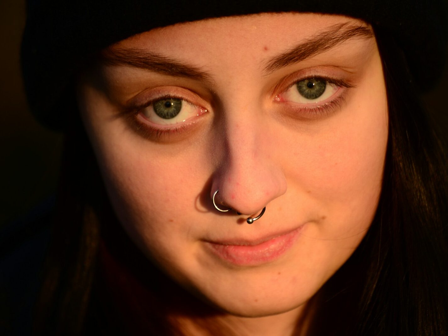 15 Quiet Behaviors of a Person With Bad Intentions
