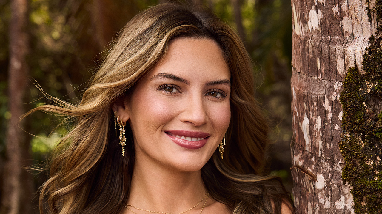 The Truth to Rumors Bachelor in Paradise's Kat Had a Secret Boyfriend While Filming & if She's ...