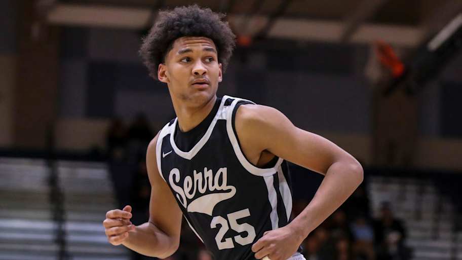 2026 5-Star Recruit Maximo Adams Names 11 Finalists: What It Means for ...