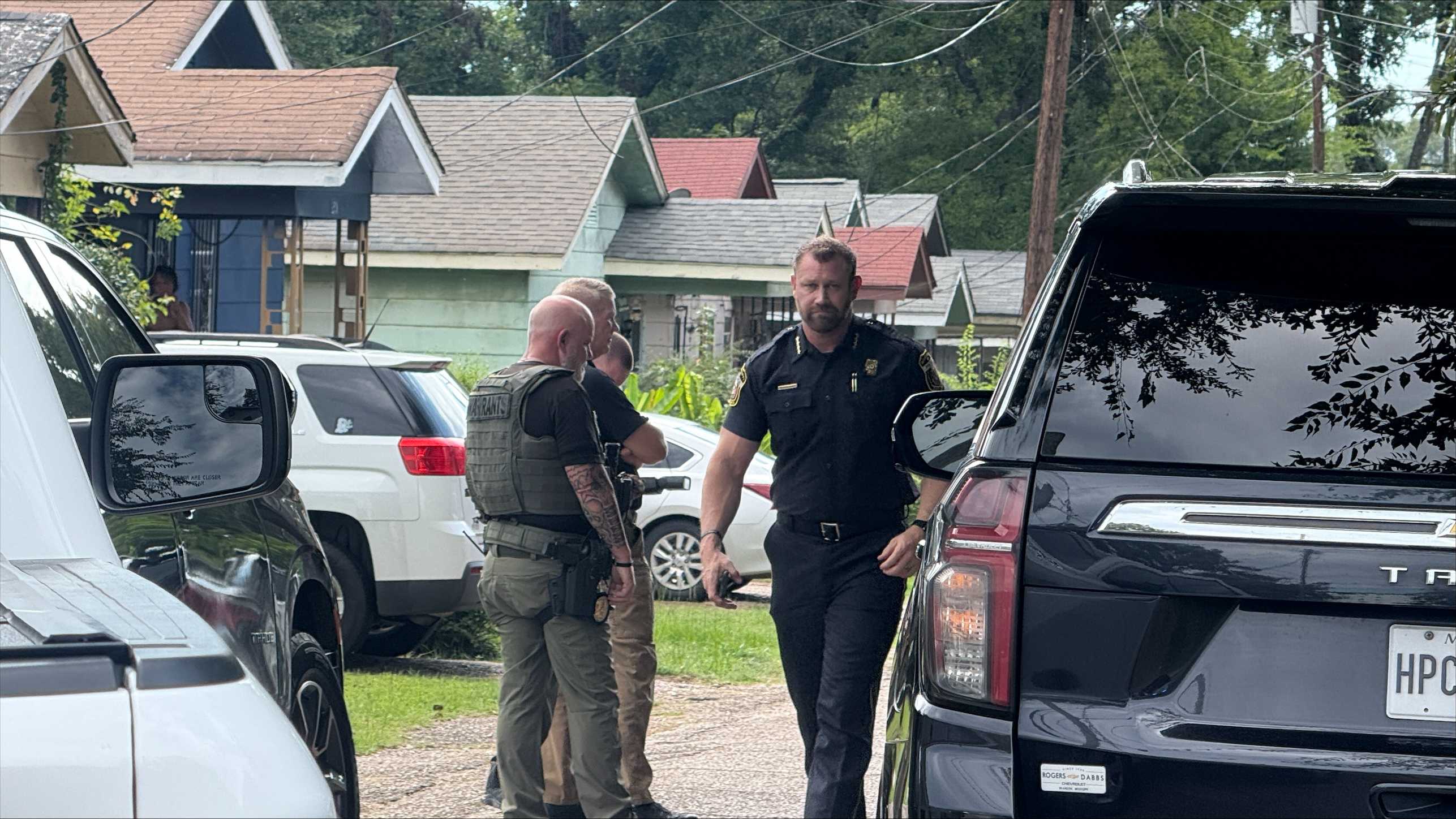 Half-hour standoff in Jackson neighborhood ends peacefully