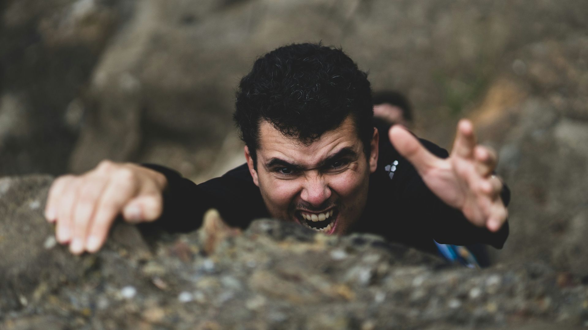 The Bystander Effect: 20 Fascinating Facts About Social Psychology