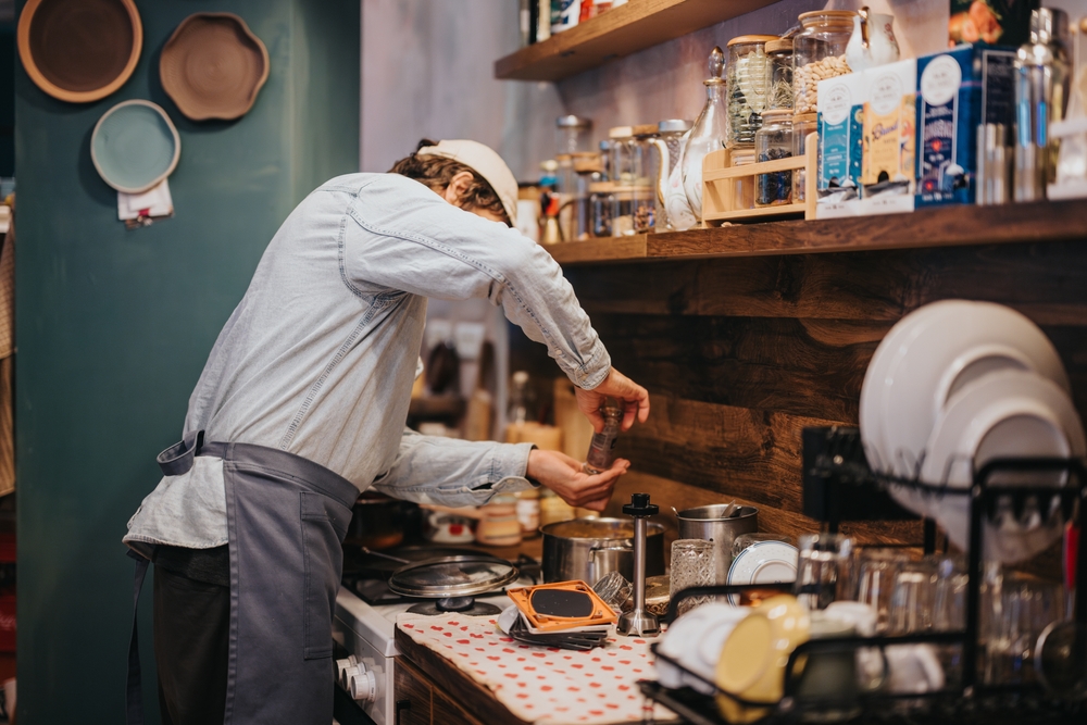 8 Utensils Chefs Swear By That You Probably Don't Own