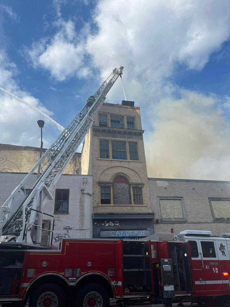 Massive Five-Alarm Fire Breaks Out In Vacant Downtown Baltimore ...