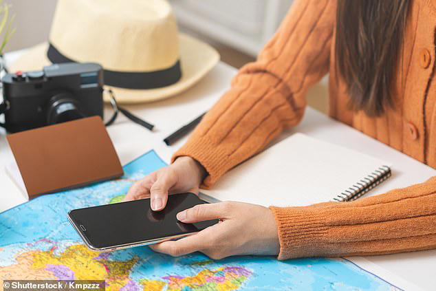 Travel expert reveals the REALLY simple trick to book cheap flights