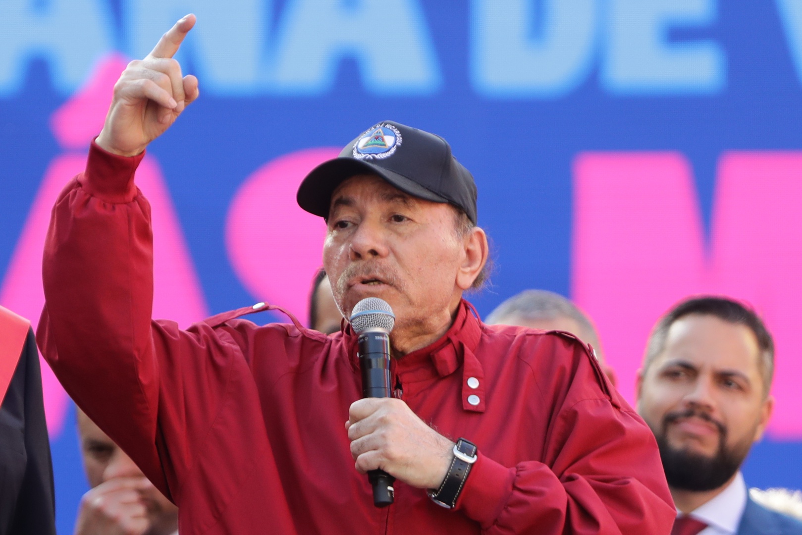 Ortega dice que el despliegue militar de EE.UU. en el mar Caribe "no va ...