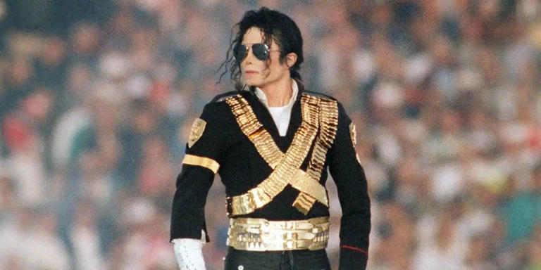 30 Years Ago, Michael Jackson Scored a Billboard #1 With This Legendary Hit