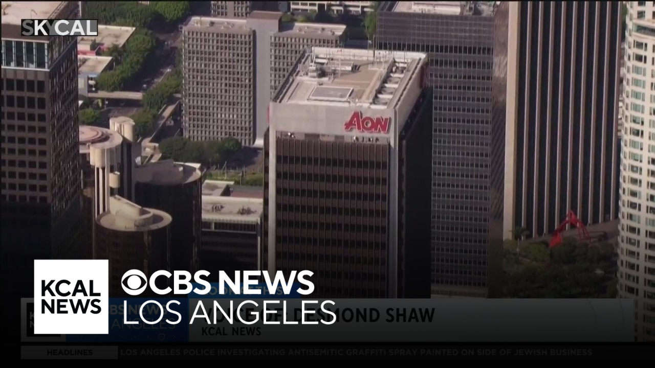 Aon Center in downtown Los Angeles | Look At This!