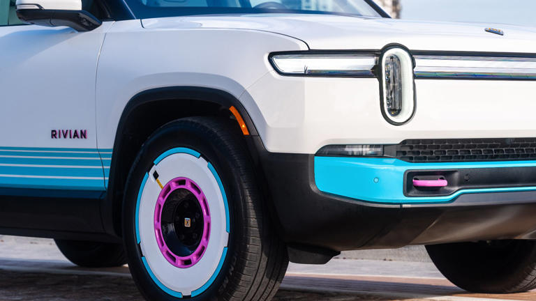 This Custom Rivian R1S Was Made Just For Miami