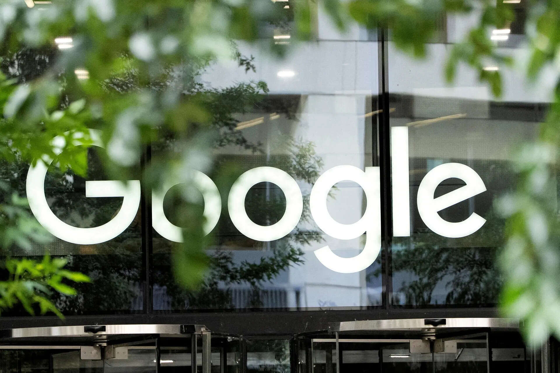 The government just walloped Google. That's good business.