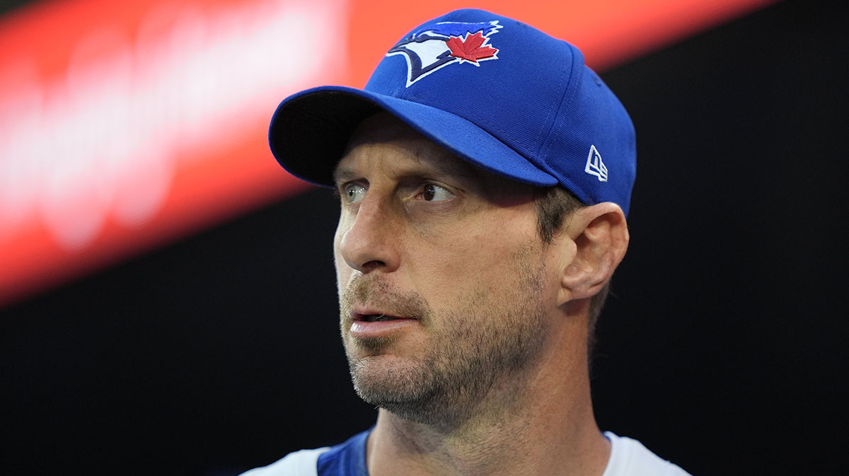 Blue Jays’ Max Scherzer gets 100% real on Rob Manfred possibly visiting ...