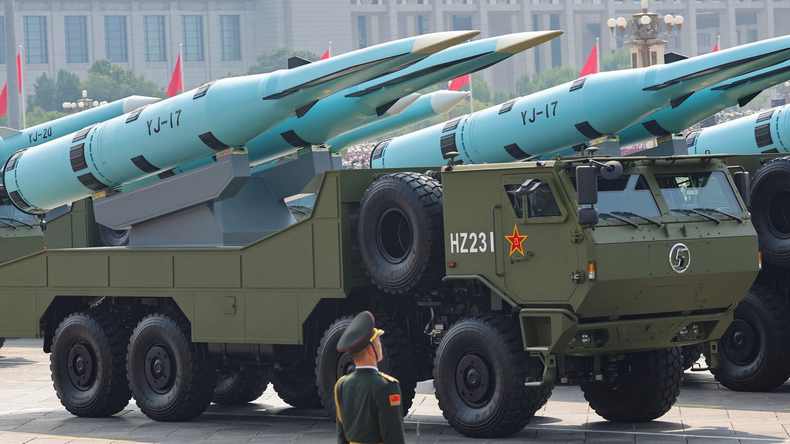 Xi shows off nuclear missiles at huge military parade - and China's ...