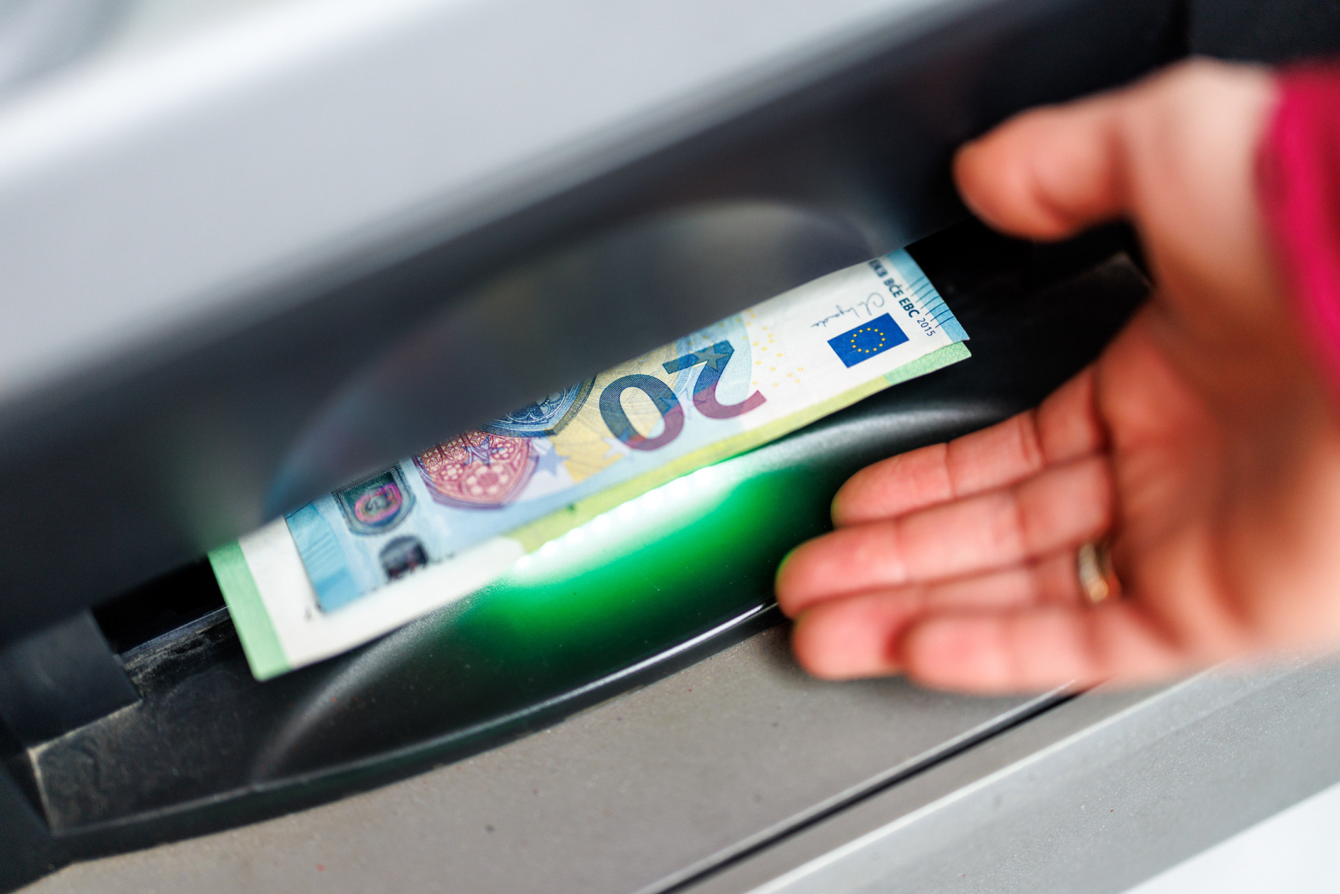 Country by country: how financially satisfied are Europeans?