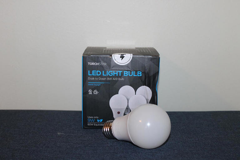 We Tested 7 Popular LED Light Bulbs—This is the Best One for Everyday Use