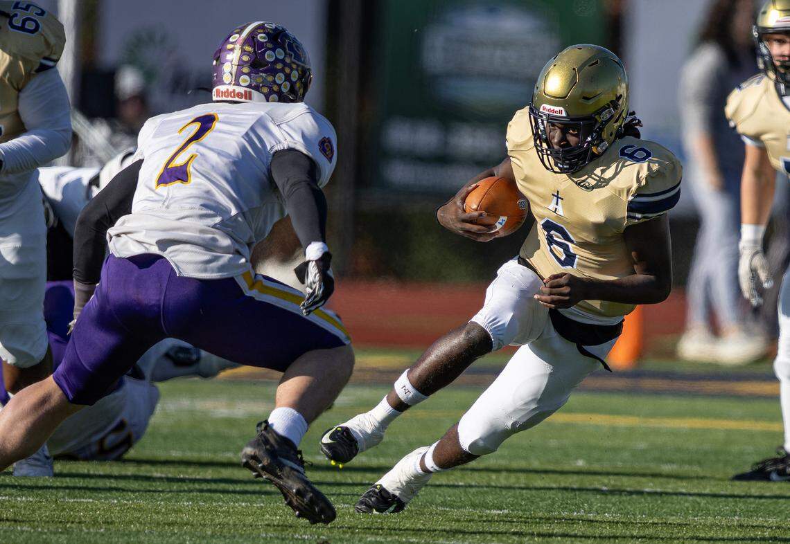 Big year for Althoff QB kicks off with a full-ride offer. Expect more ...