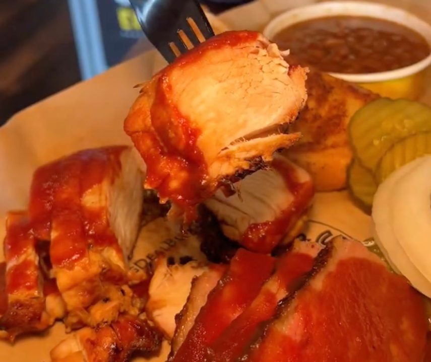 7 Chains With the Juiciest BBQ Chicken