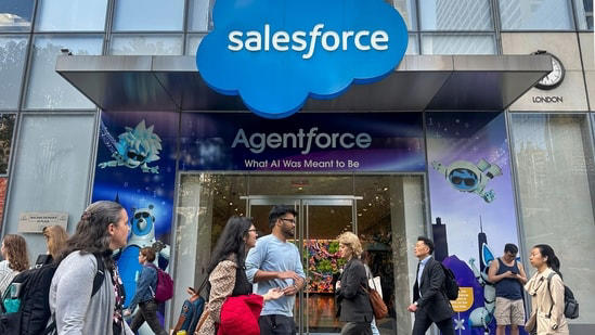 Salesforce cuts 4,000 support jobs as AI takes the wheel