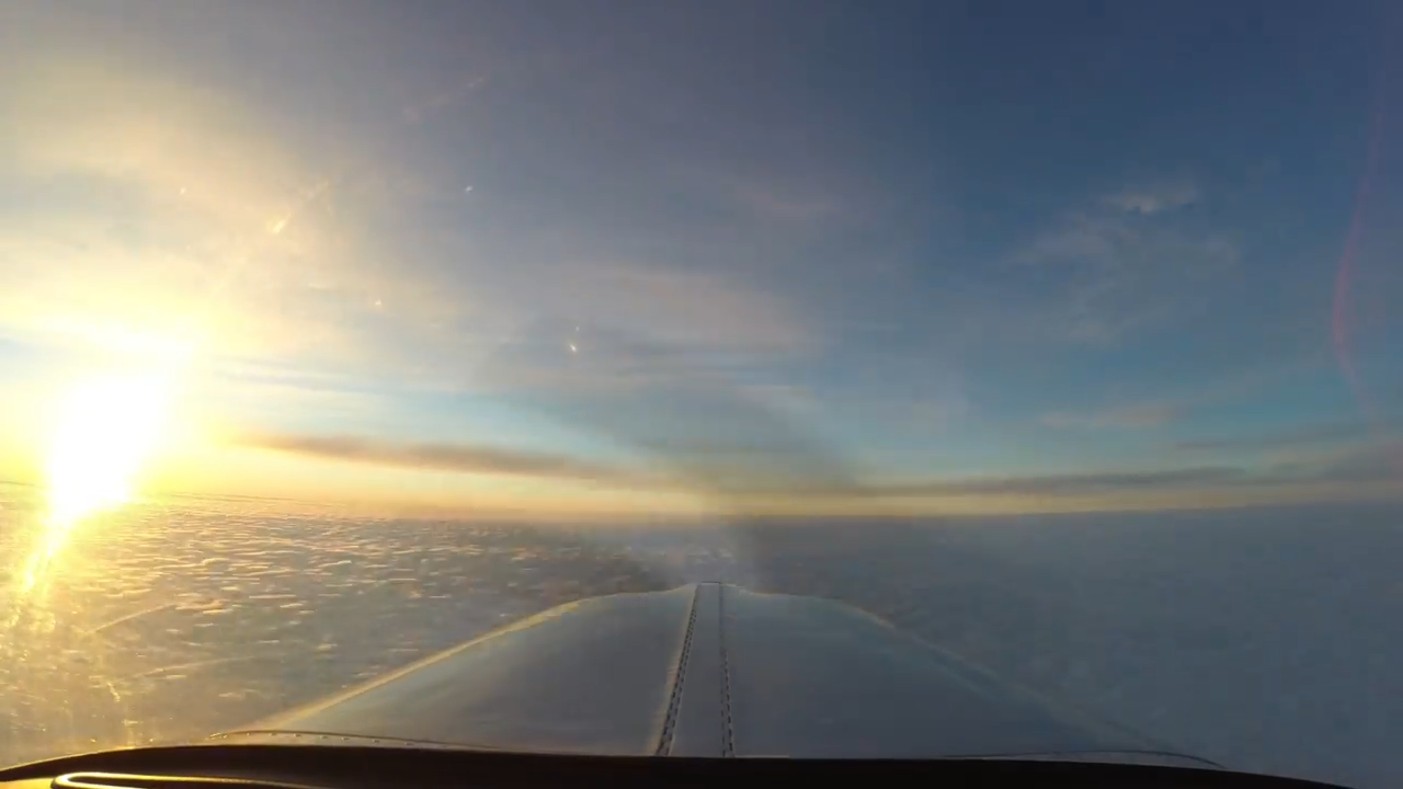 Flying 1,400 Miles Alone in a Tiny Plane Across America