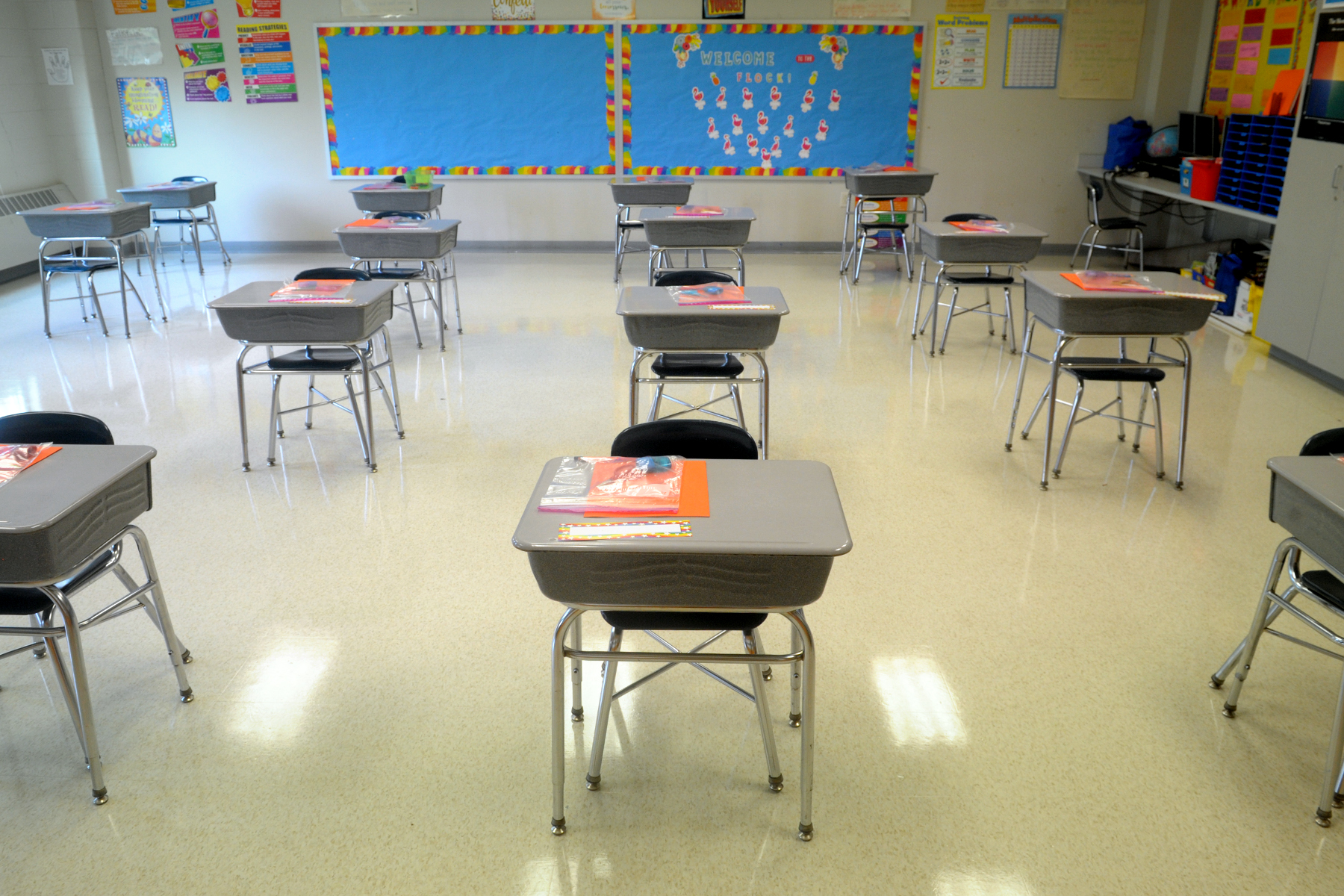 Some Connecticut school districts have dozens of teaching vacancies as ...