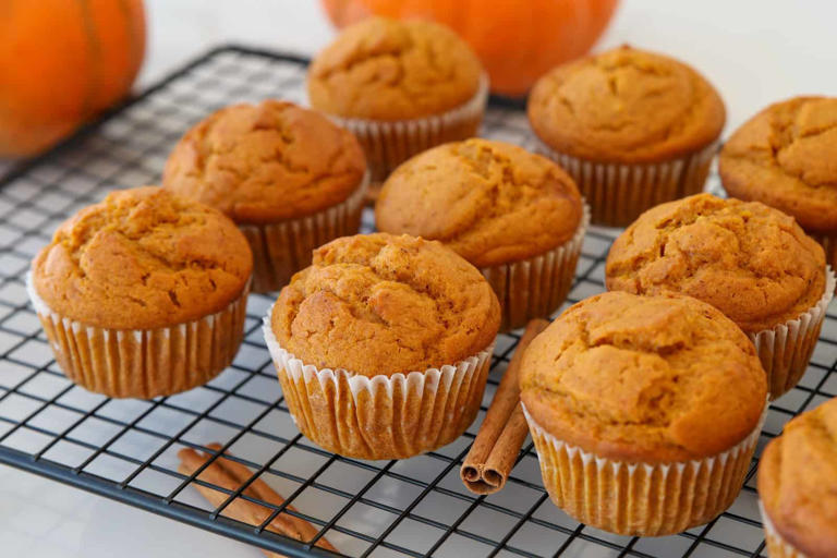 Sweet Fluffy Pumpkin Muffins