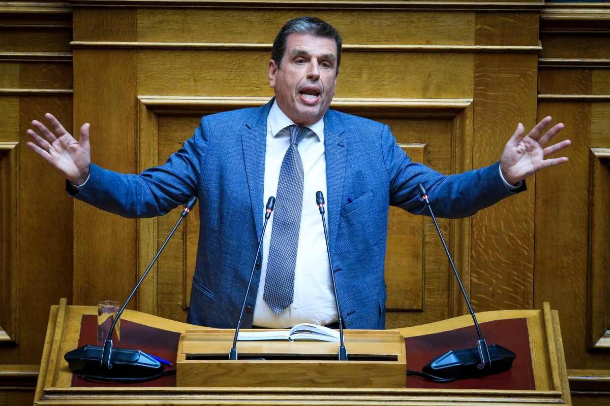 Άρχισαν τα όργανα στη ΝΔ: Καιρίδης κατά Πλεύρη για το μεταναστευτικό