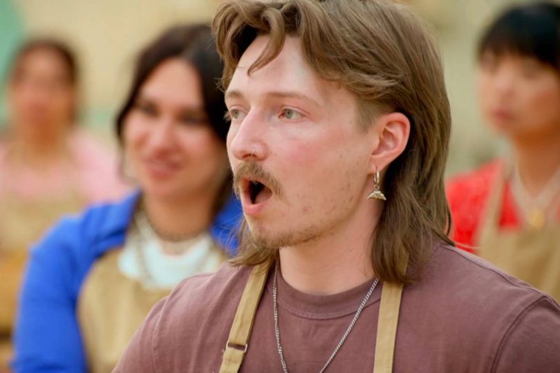 Bake Off NI hopeful Iain impresses viewers after beach inspired cake ...