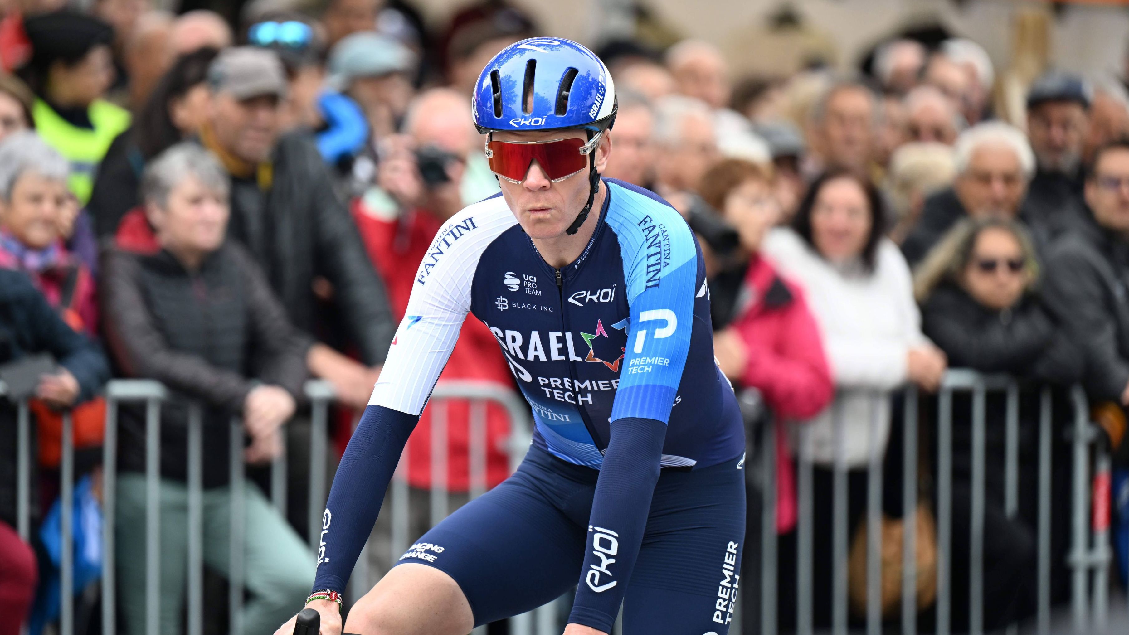 Lebensbedrohliche Herzverletzung: Froomes Sturz war dramatisch