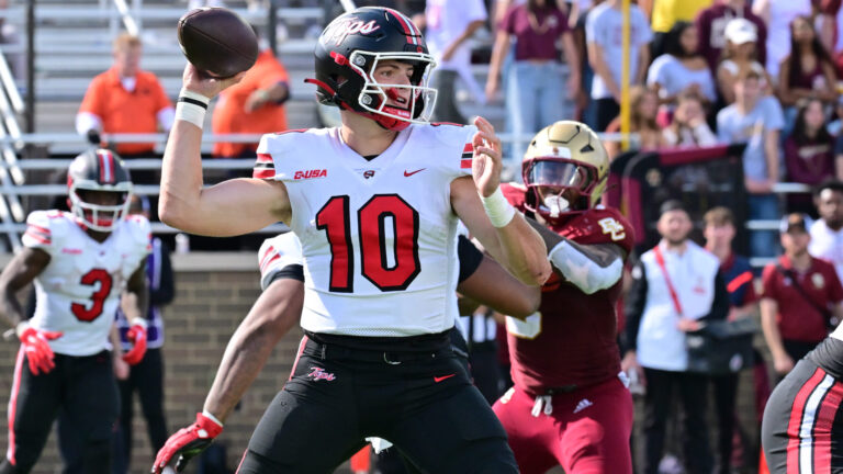 2025 College Football Bowl Projections After Week 1