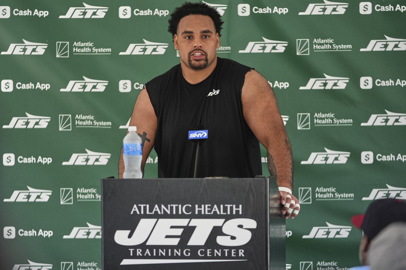 Jets' Alijah Vera-Tucker to miss season with torn triceps, coach Aaron ...