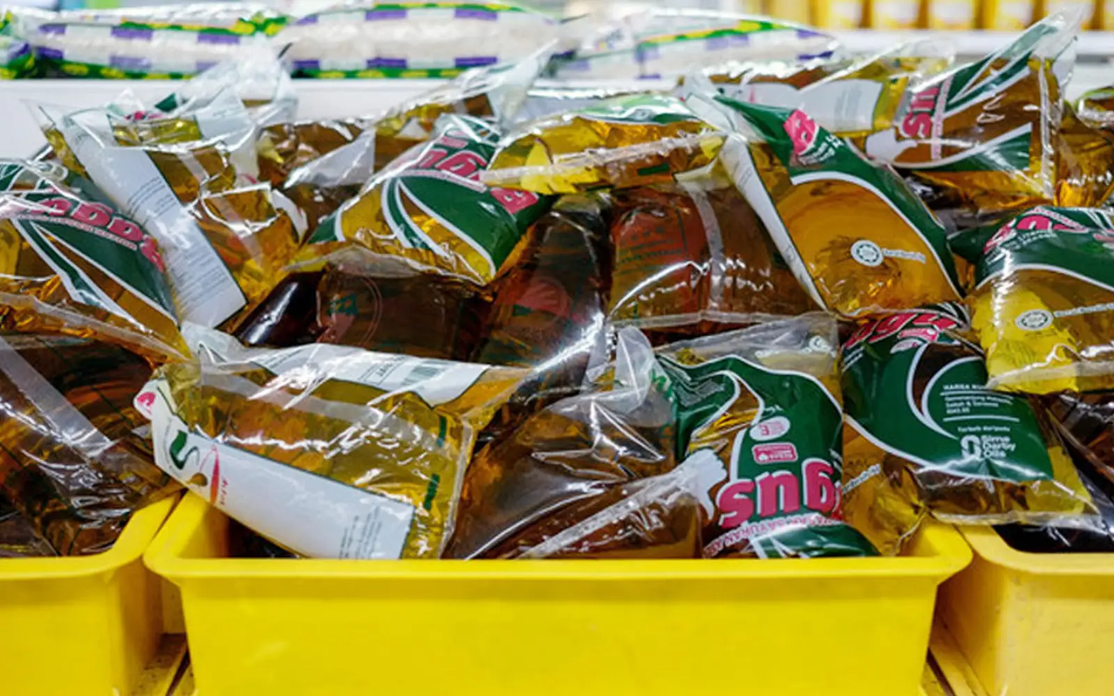 Govt to require QR codes for buying cooking oil