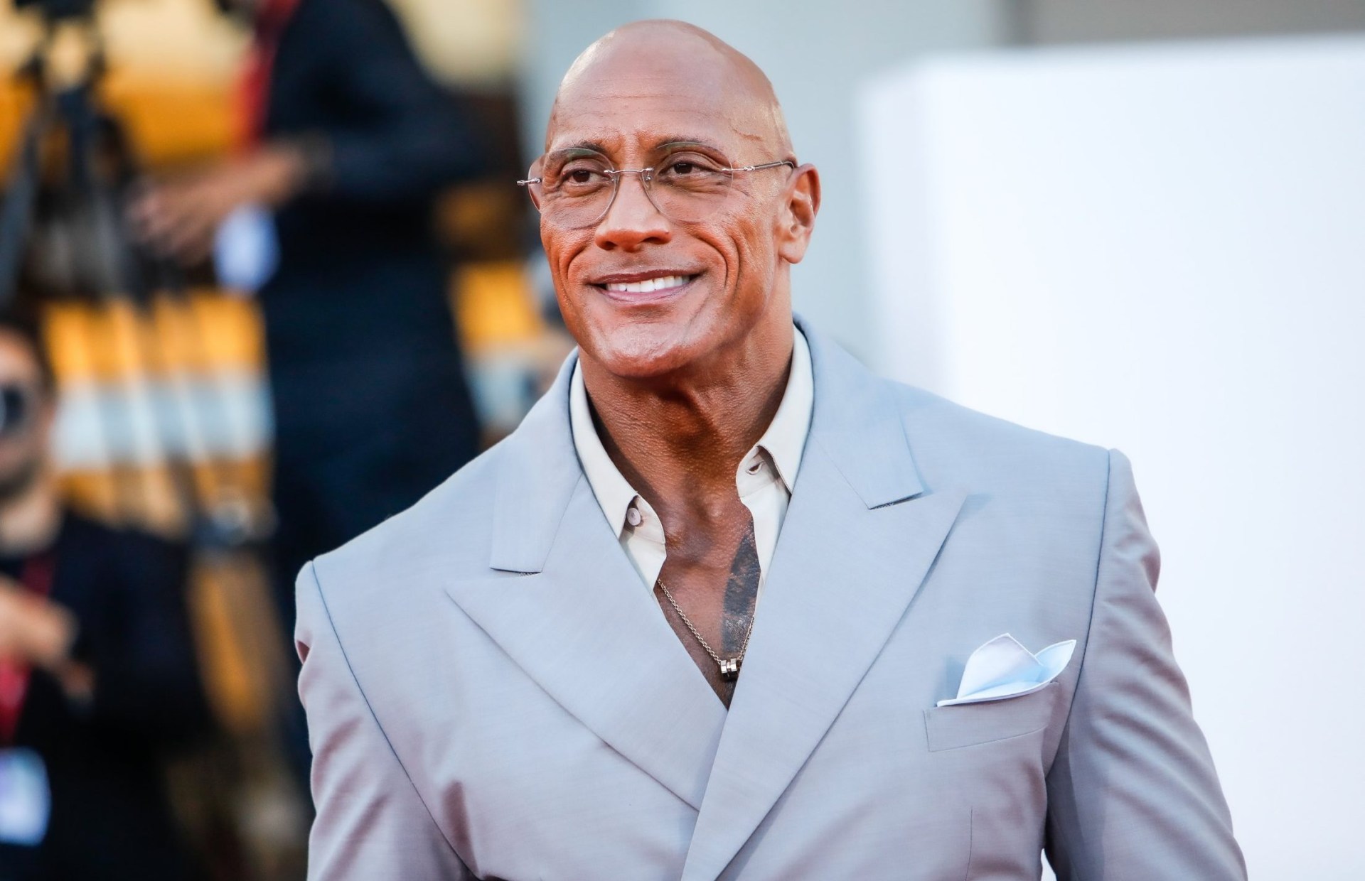 Fans go wild over Dwayne Johnson's transformation