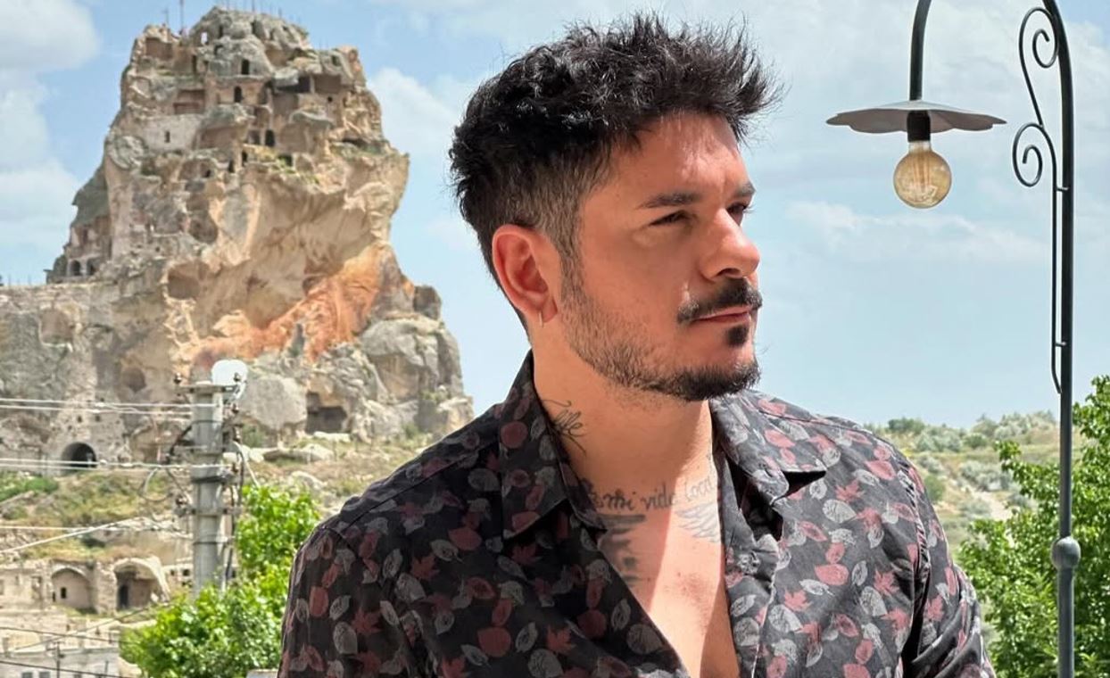 Stan: «Το πικ της καριέρας ενός καλλιτέχνη είναι η ημέρα του θανάτου του»