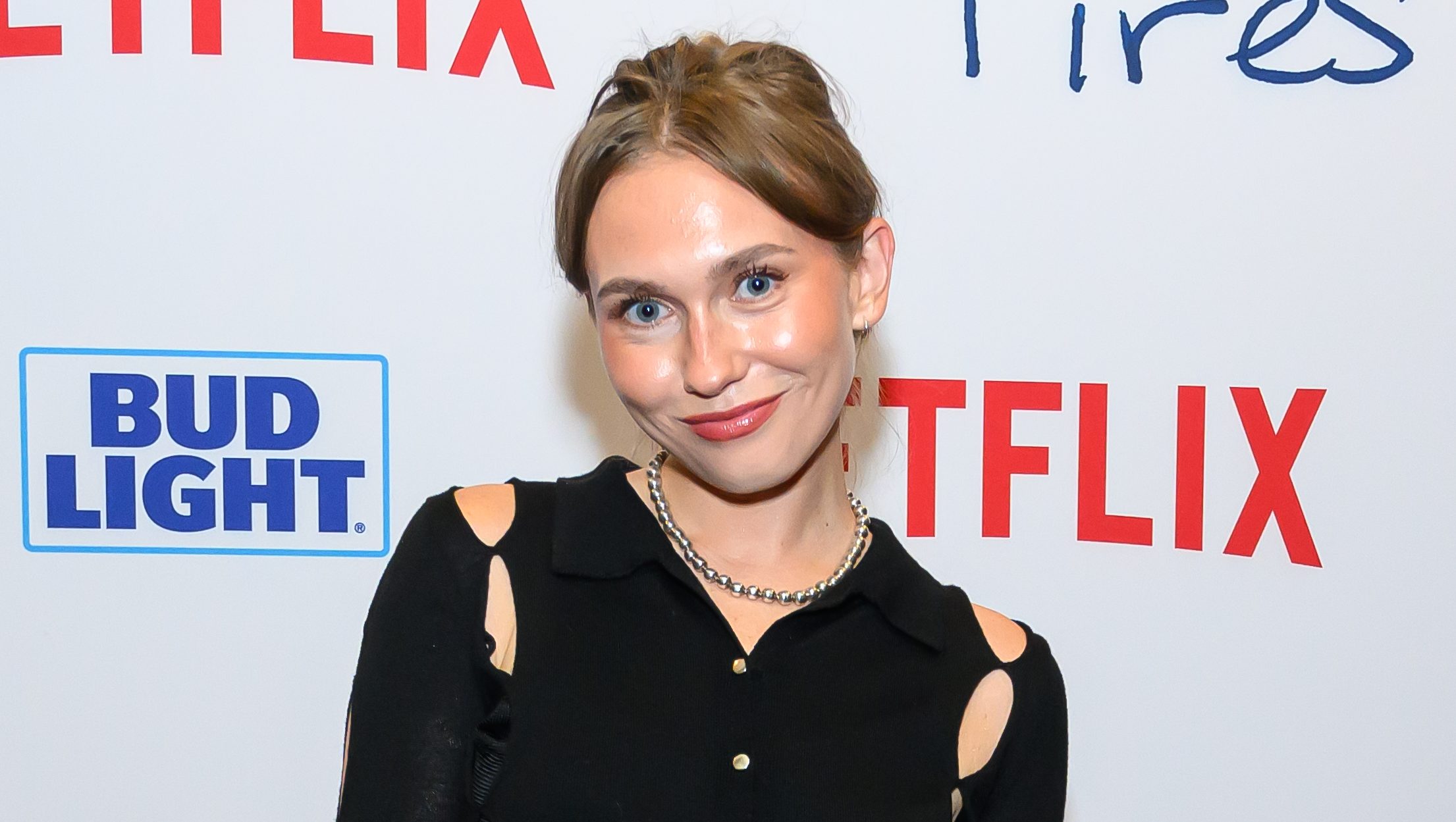 Who Is Veronika Slowikowska? Meet the New ‘SNL’ Season 51 Cast Member