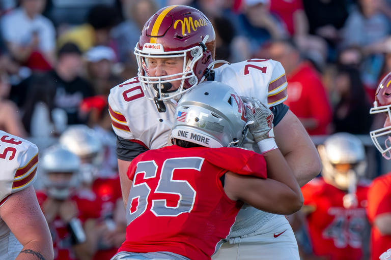 No. 1 vs No. 2 battle headlines Lafayette area Week 3 high school ...