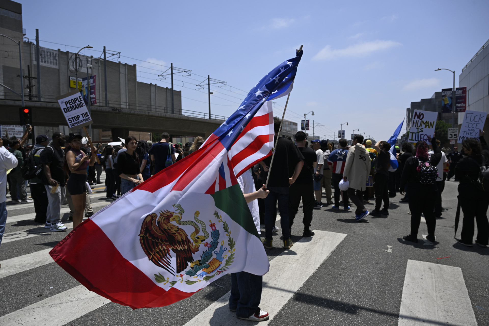 Rebellion, revolution, and civil war: key differences