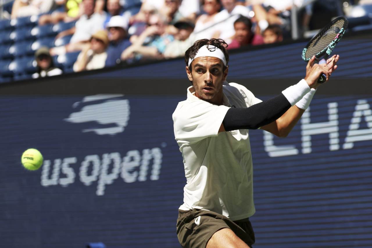 The Last Master of the Most Beautiful Shot in Tennis