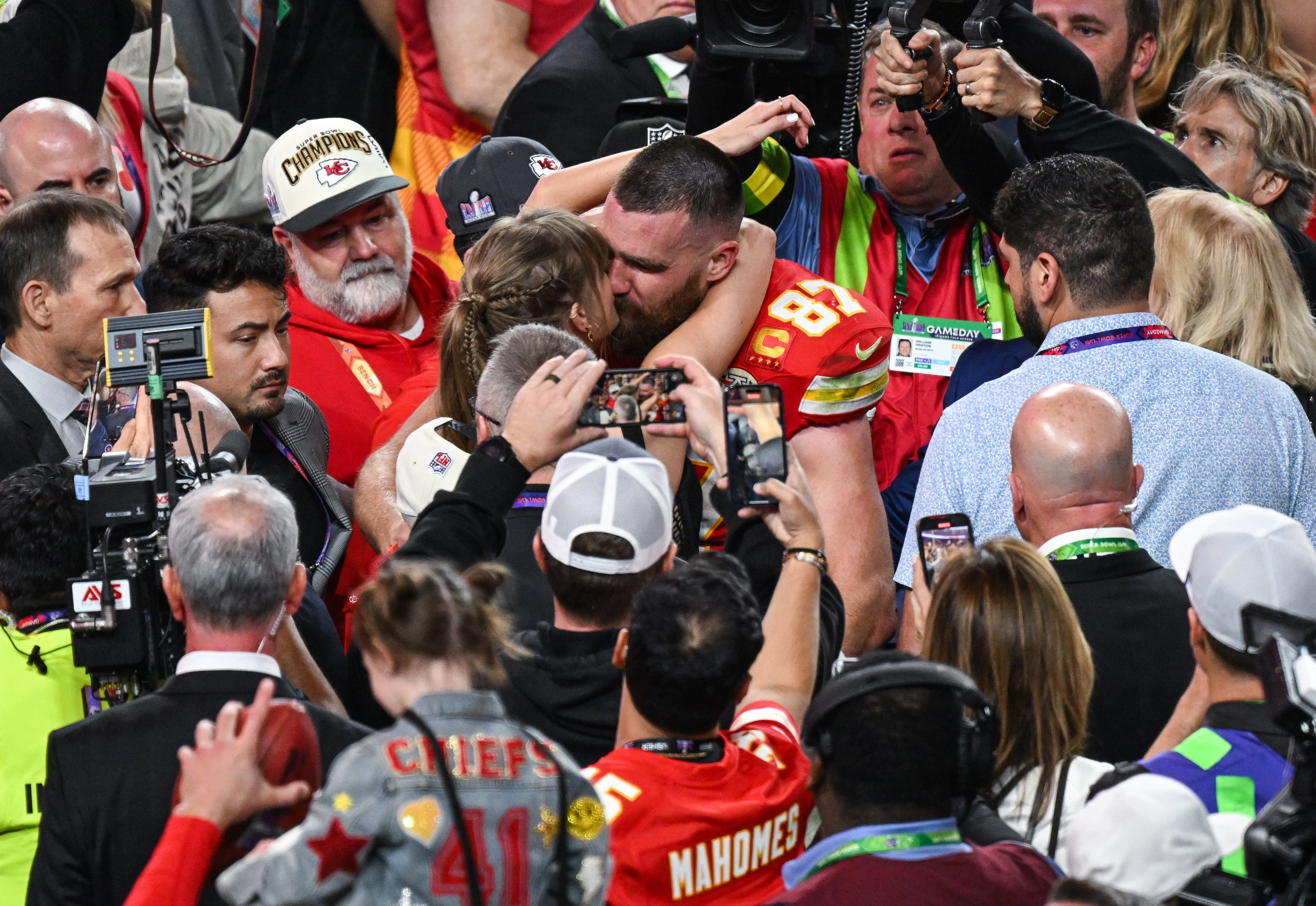 Travis Kelce still feels ‘giddy’ telling people about engagement to ...