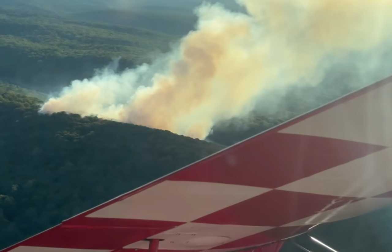Pilot Captures Dramatic Footage Of 70-Acre NJ Wildfire