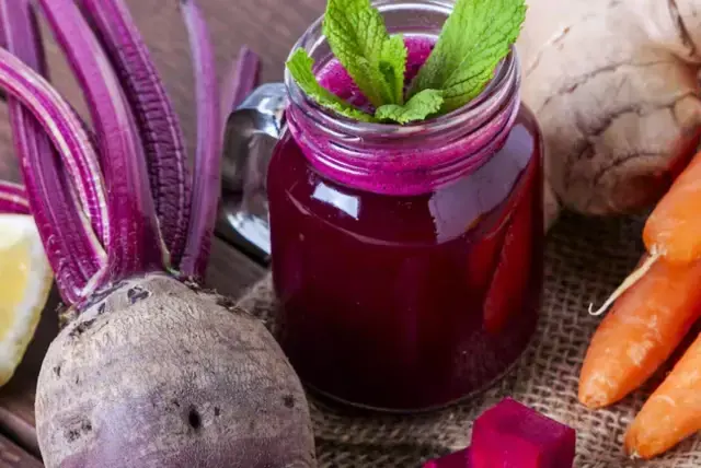 Jugo de remolacha con limón y jengibre: una mezcla natural con ...