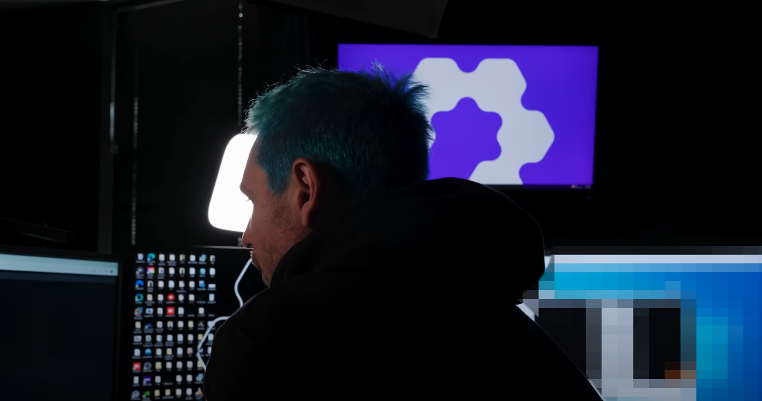 How this man infiltrated a live scam and saved the target