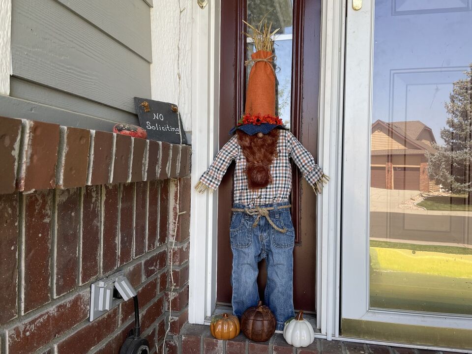 Fall Scarecrow Gnome